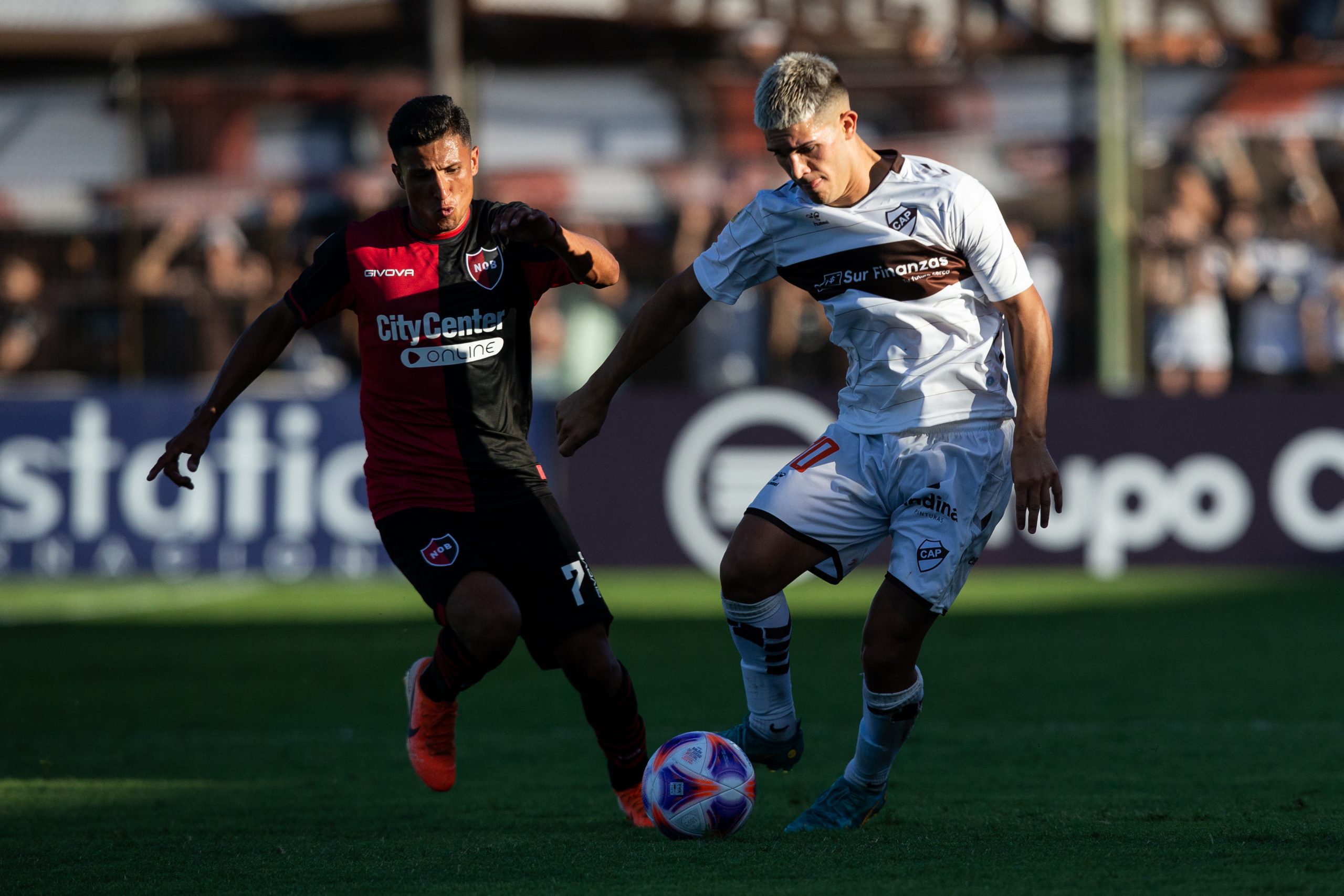 Vicente Taborda debutó con el Platense de Martín Palermo