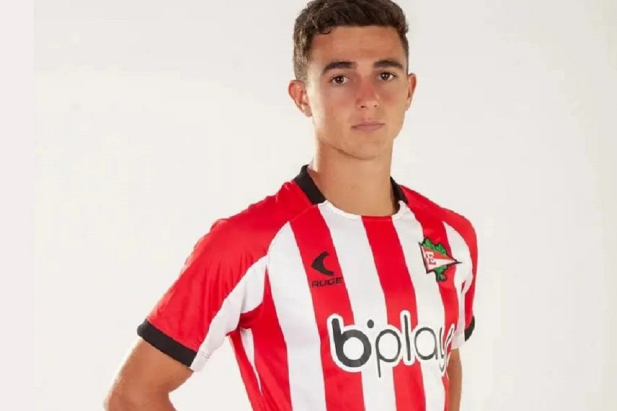 Siguiendo los pasos de su tío, Gastón Benedetti debutó en la Primera ...