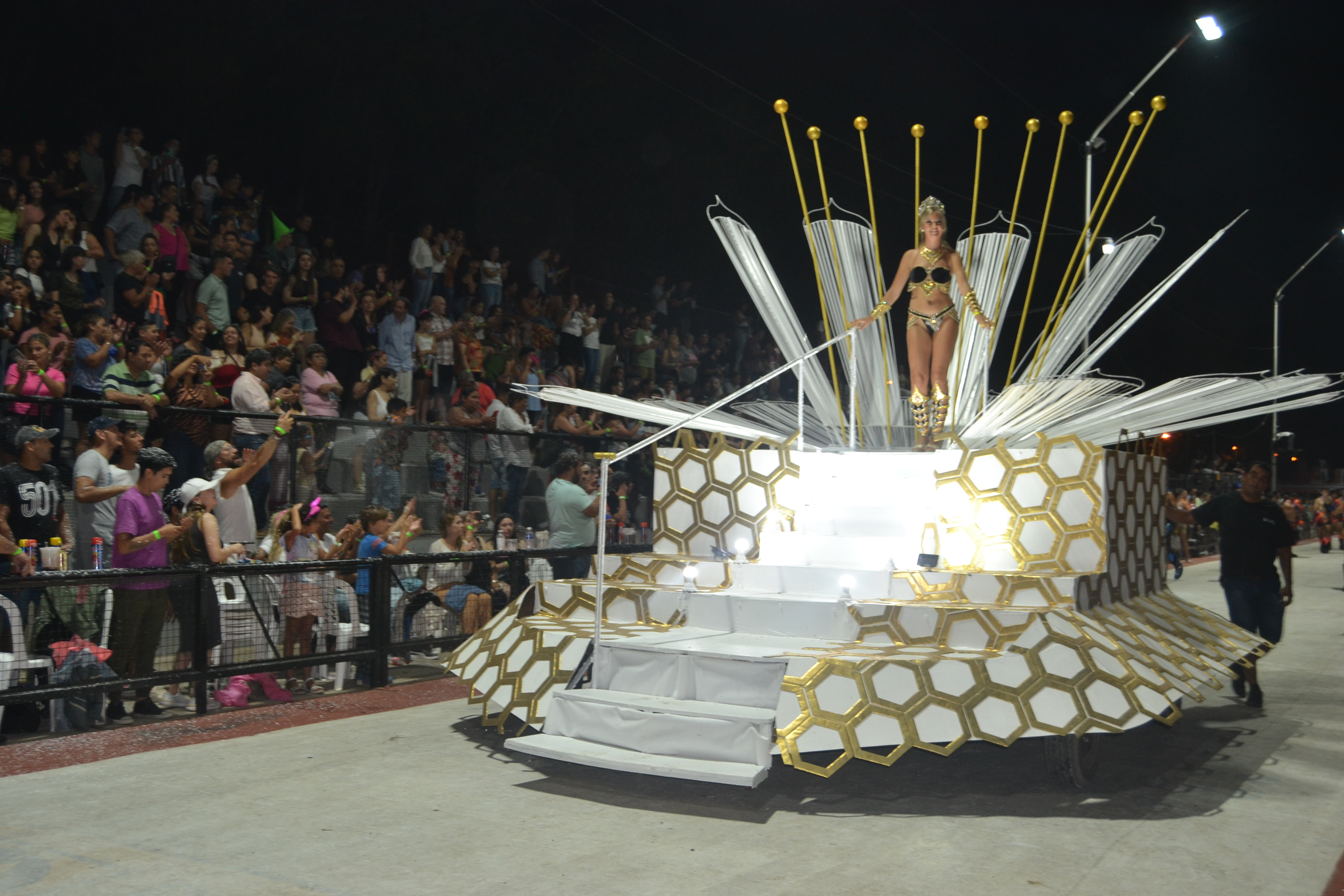 Se iniciaron los Corsos 2024: Muy buen comienzo, sin plumas, pero con ...