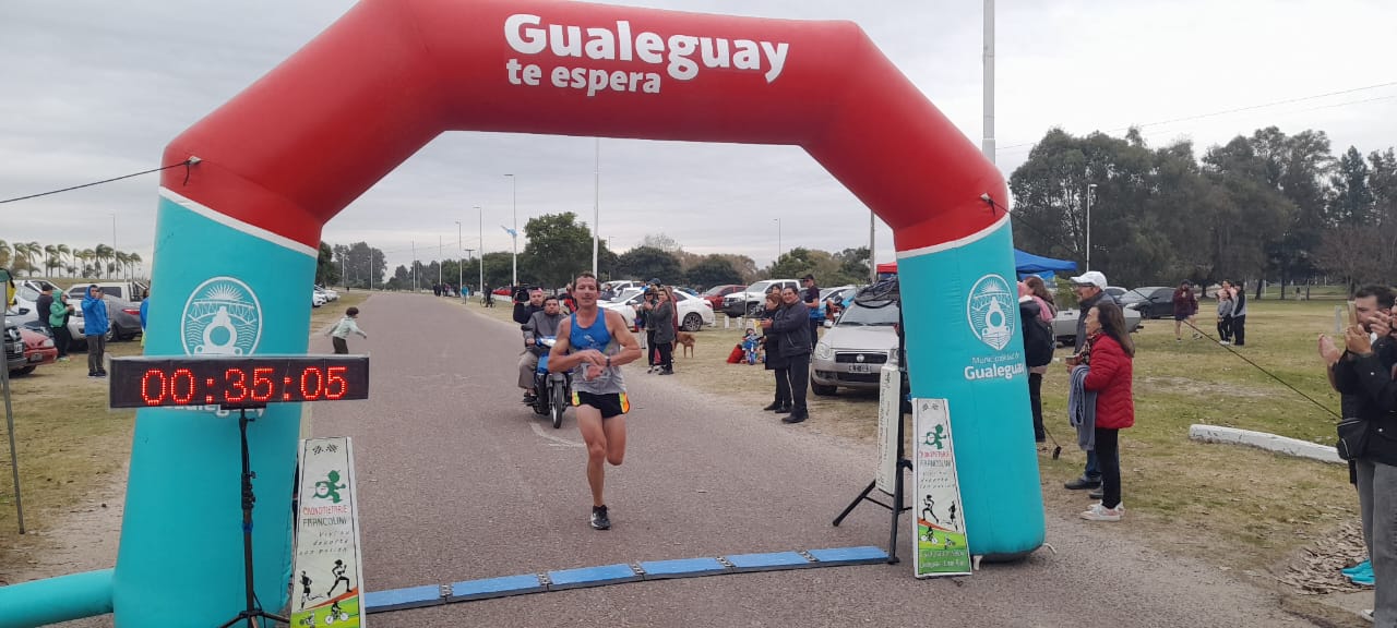 Sergio Meoniz se adjudicó la 24º Edición del Maratón "Ciudad de Gualeguay"